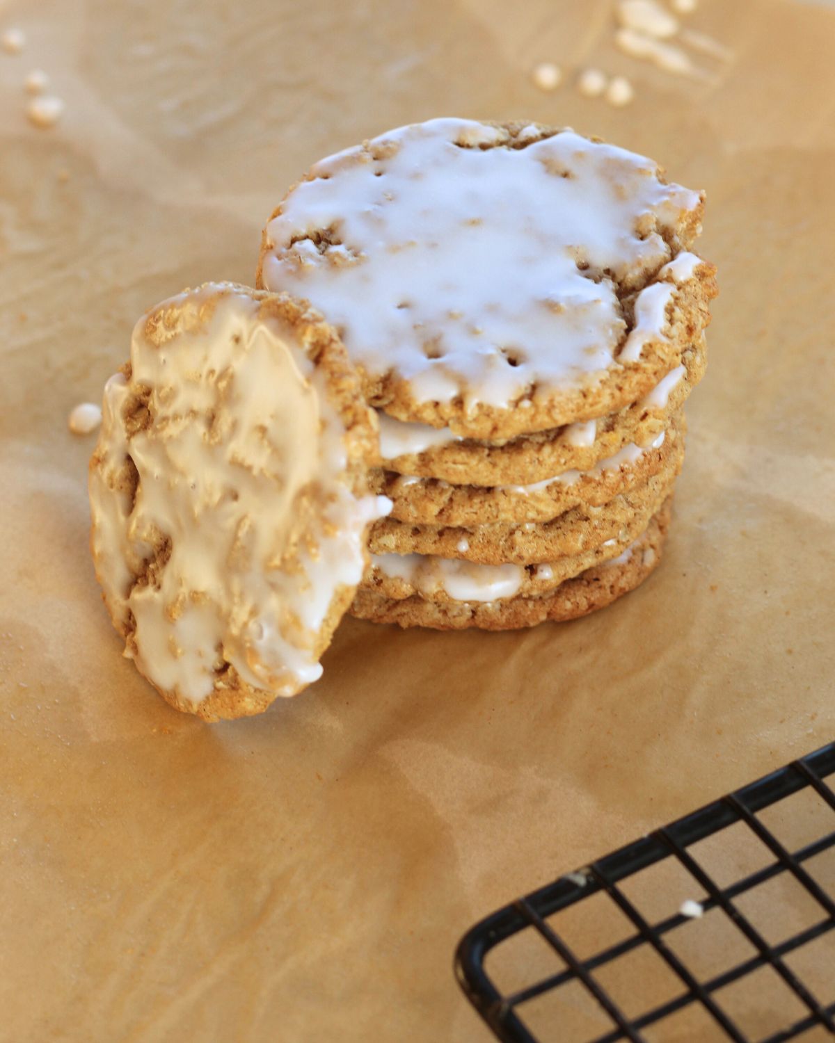EASY ICED OATMEAL COOKIES - Healthy Home from Scratch