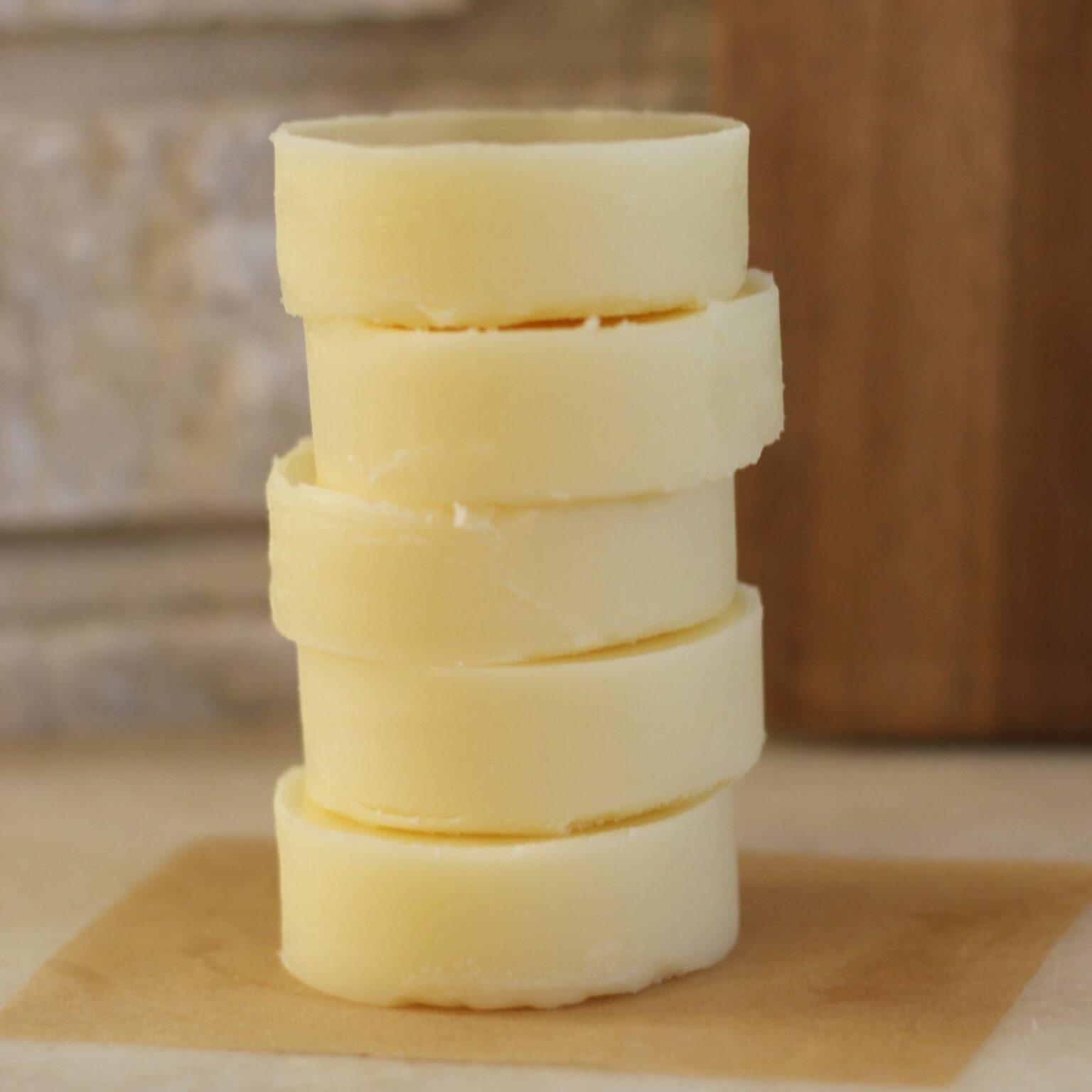 EASY HOMEMADE LOTION BARS: A SIMPLE DIY SKINCARE RECIPE - Healthy Home ...
